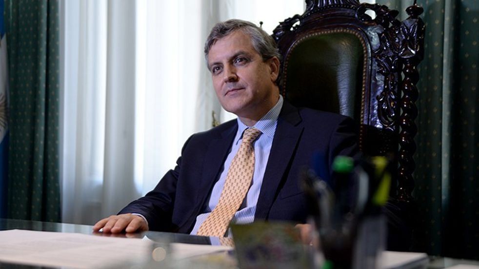 Piden juicio político a miembro de Corte tucumana por revocar pena a ...